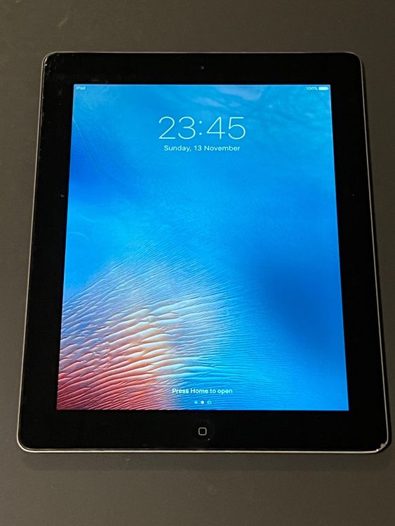 Apple iPad 4 16GB Wi-Fi Schwarz | Kaufen auf Ricardo
