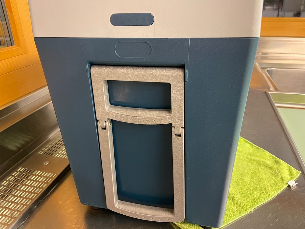 MOBICOOL T35 Kühlbox mit Rollen und Griff (Gebraucht) in Knonau für CHF ...