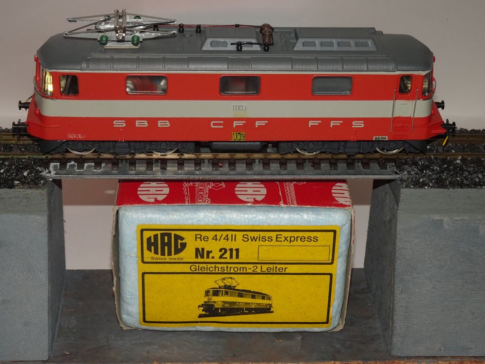 HAG SBB Re 4/4 II Swiss Express H0 DC | Kaufen auf Ricardo