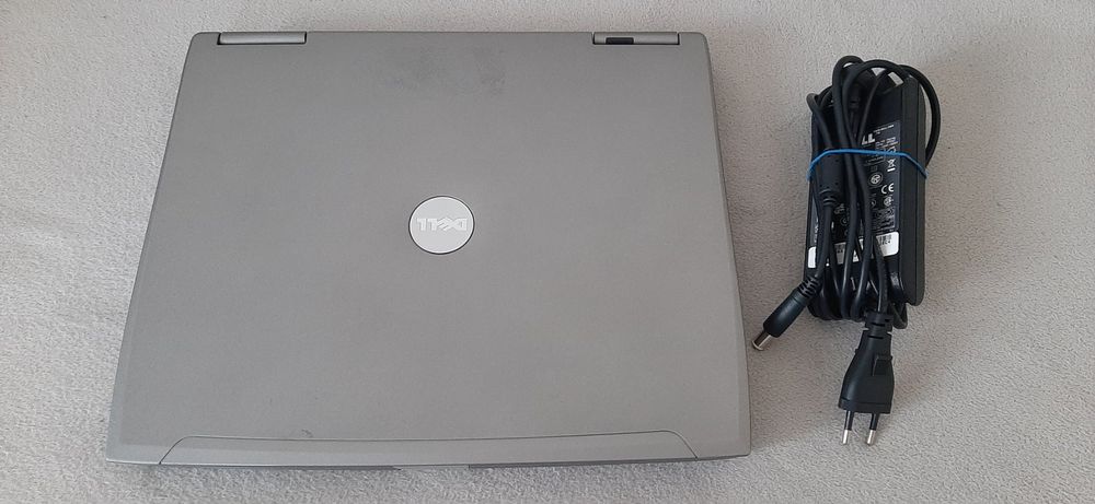 Dell Latitude D610 Windows XP & OFFICE 2007, Serial - RS-232 (Gebraucht ...