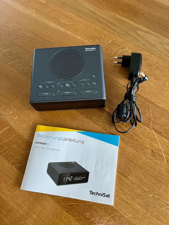 TechniSat Digital Radiowecker DAB+ (Gebraucht) in Schliern b. Köniz für ...
