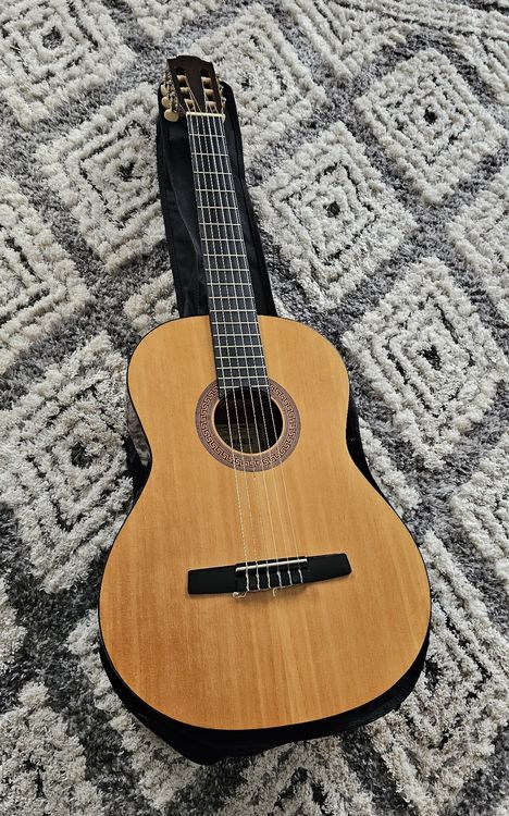 Hohner HC06 Konzertgitarre (Neu (gemäss Beschreibung)) in Büron für CHF ...
