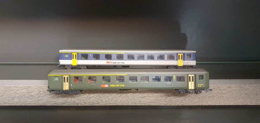 ROCO:DC: 2 X SBB PERSONENWAGEN AB (Gebraucht) in Biglen für CHF 44.8 – mit Lieferung auf Ricardo ...