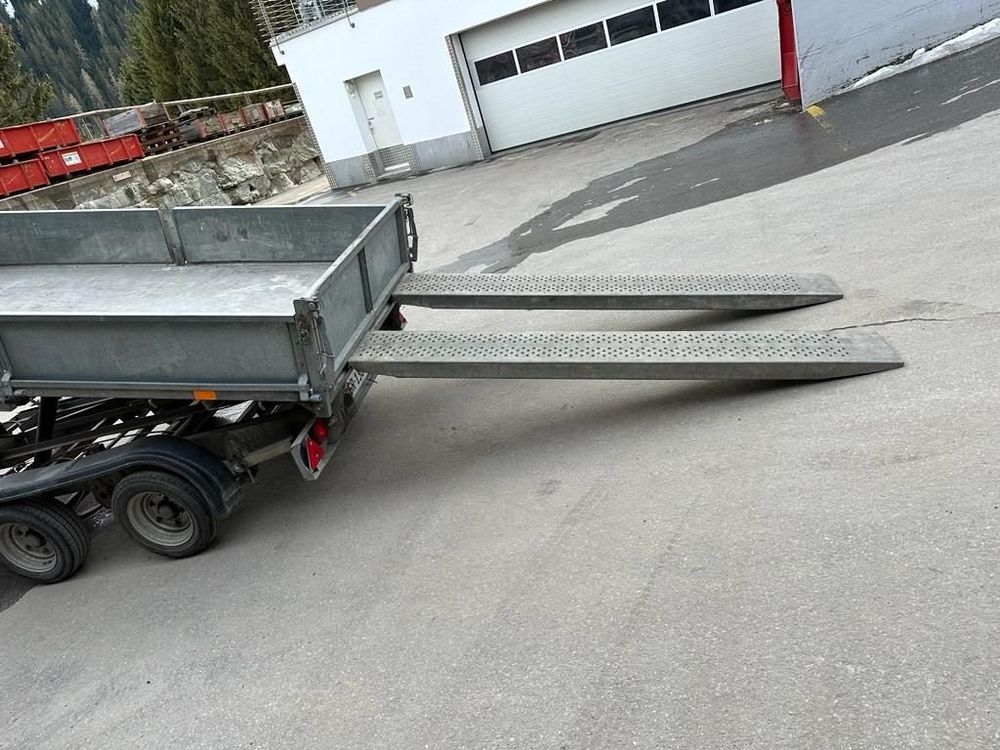 Anhänger Kipper 3500 kg elektrische Hydraulik mit Rampen (Gebraucht) in Zollbrück für CHF 3950 ...