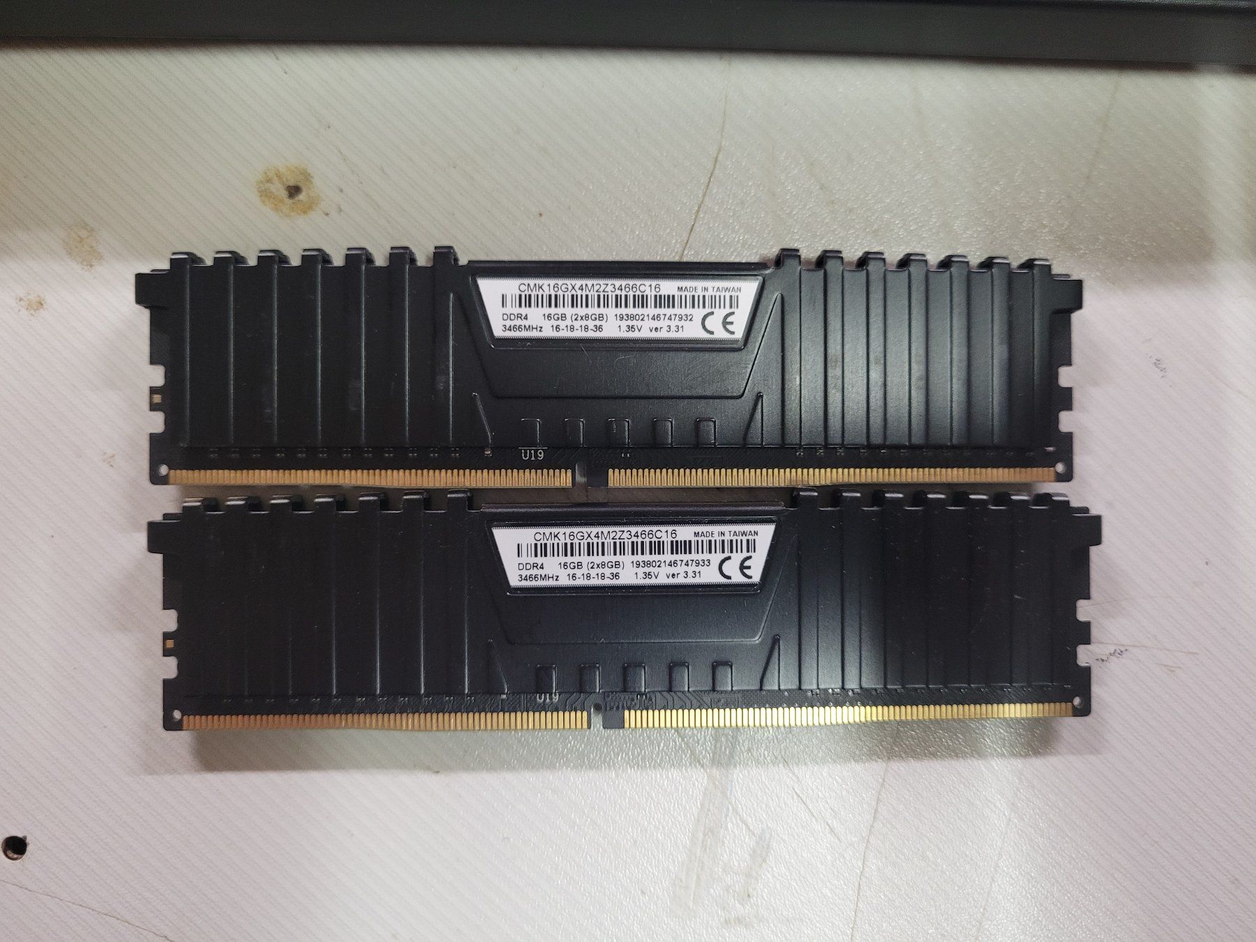 Corsair Vengeance LPX DDR4 Ram 16GB (2x8) 3466MHZ (Gebraucht) in ...