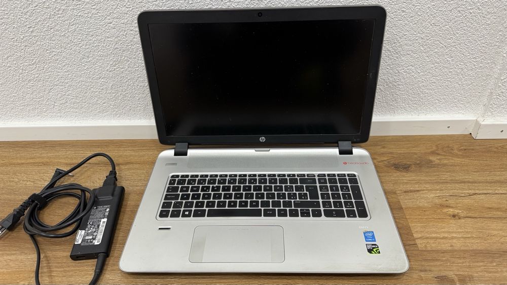 HP Laptop (Defekt) (Defekt) in Lengnau AG für CHF 31 – mit Lieferung ...