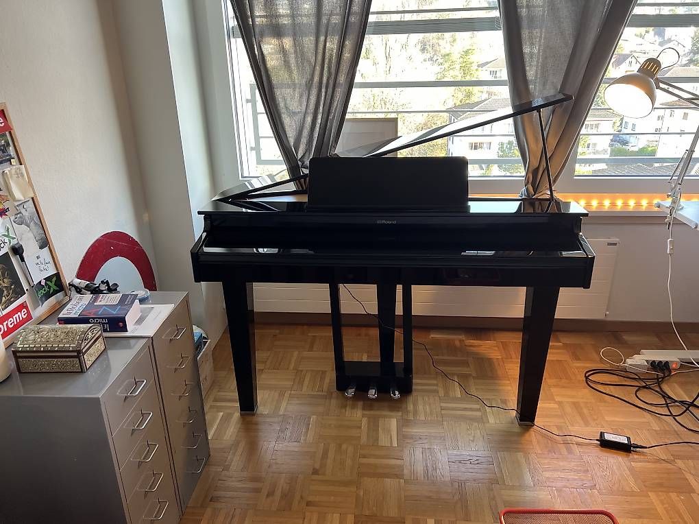 Vends Piano a queue Roland GP-3-PE (D'occasion) à La Tour-de-Peilz pour ...