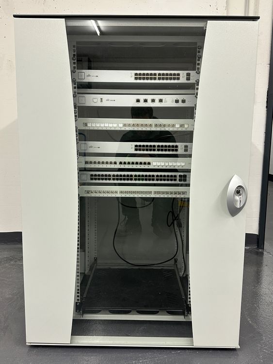 Rittal Server Rack (Gebraucht) in Arisdorf für CHF 199 – nur Abholung ...
