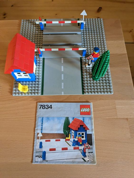 Lego Eisenbahn 4.5 - 12V 7834 Level Crossing / Bahnübergang (Gebraucht ...