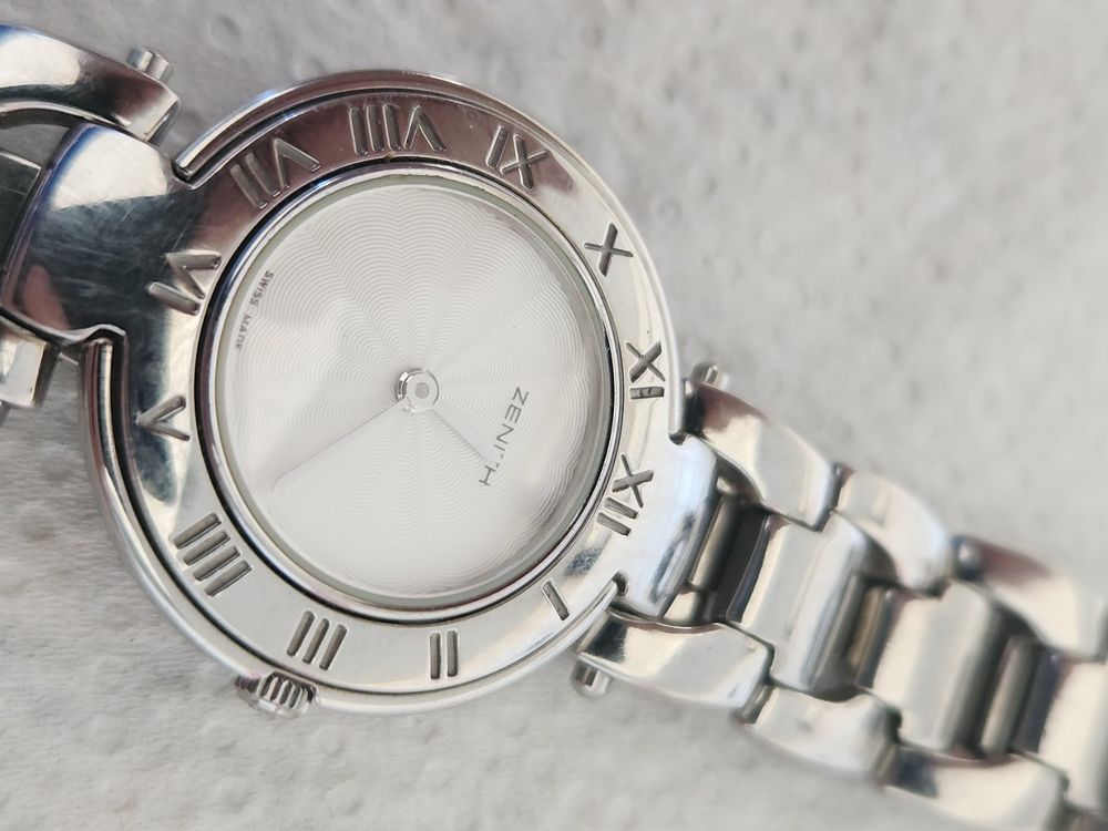 Magnifique montre Zenith caprice (Gebraucht) in le landeron für CHF 36 ...