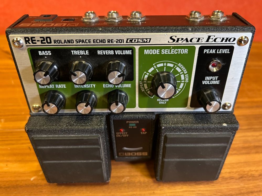 Boss / Roland RE-20 Space Echo - Stereo Effekt Pedal (Gebraucht) in ...