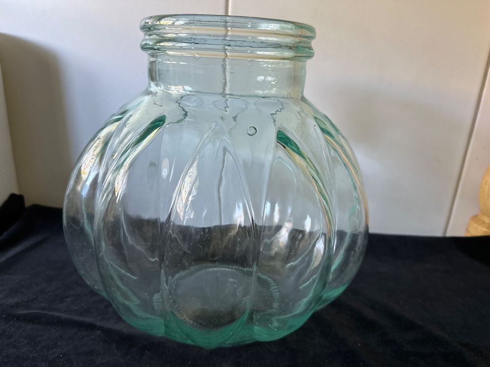 Grosse, bauchige Glas-Vase (Gebraucht) in Zürich für CHF 25 – mit ...