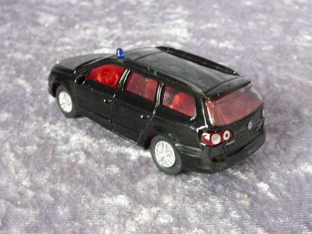 VW Passat Variant Zivilpolizei Siku (Gebraucht) in Dürrenäsch für CHF ...