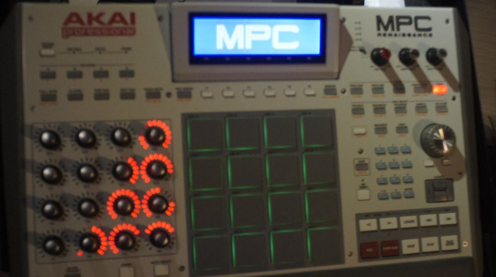 Akai Professional MPC Renaissance Controller (Gebraucht) in Zénauva für ...
