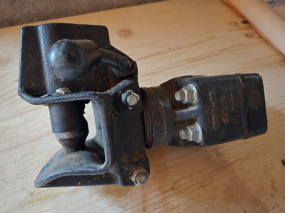 Anhängerkupplung Rockinger 240G/34A, 3t | Kaufen auf Ricardo