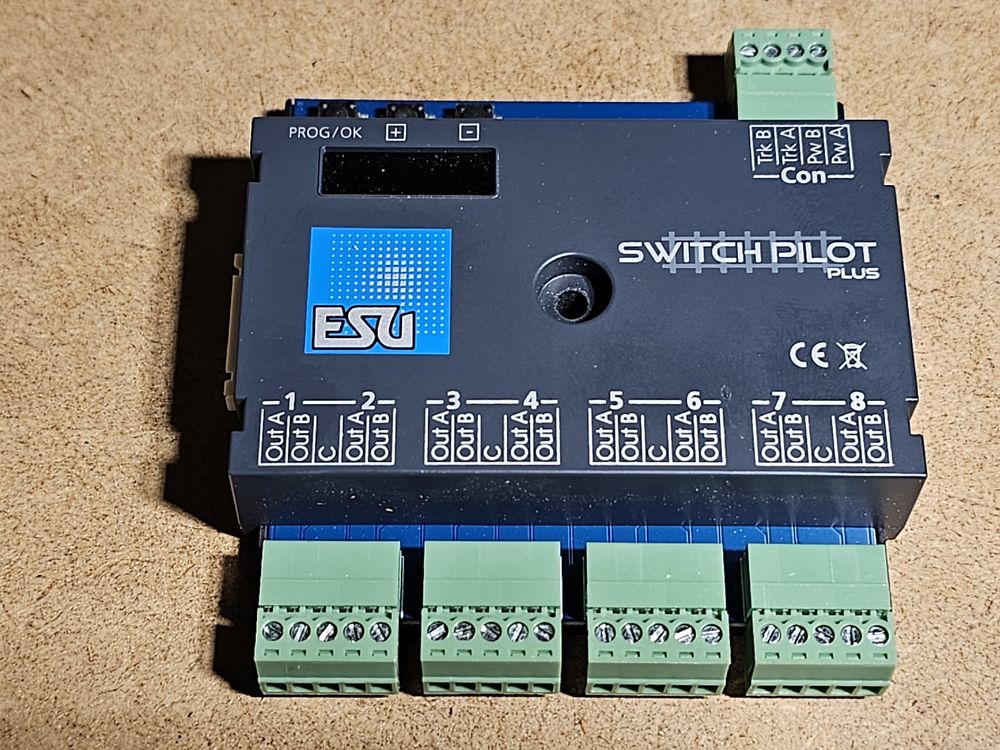 Digital Decoder ESU Switch Pilot Plus 8Fach | Kaufen auf Ricardo