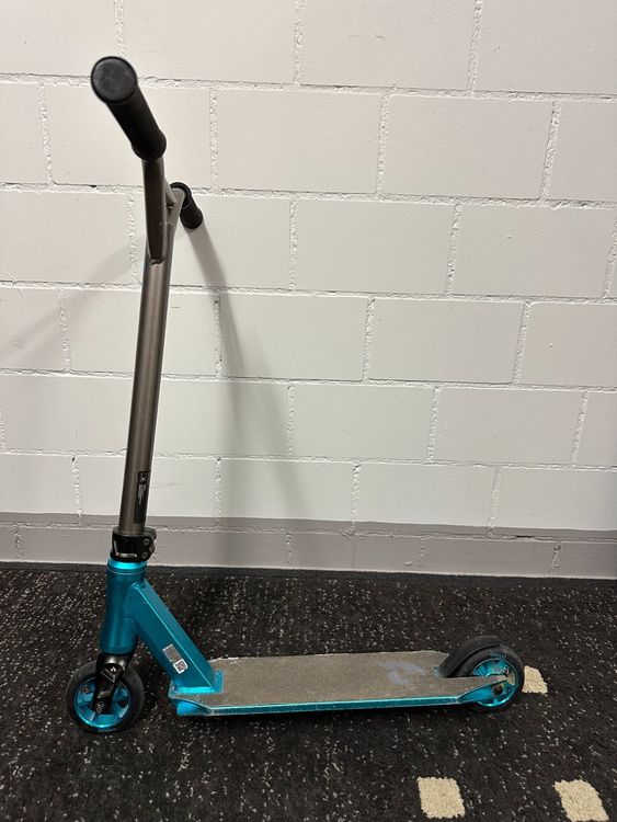 CHILLI PRO SCOOTER 3000 - BLUE (Gebraucht) in Eschenbach SG für CHF 30 ...