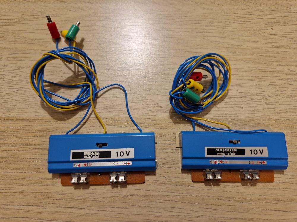 Märklin 2 x 8947 Zweipoliger Umschalter Z (A) (Gebraucht) in St-Aubin ...