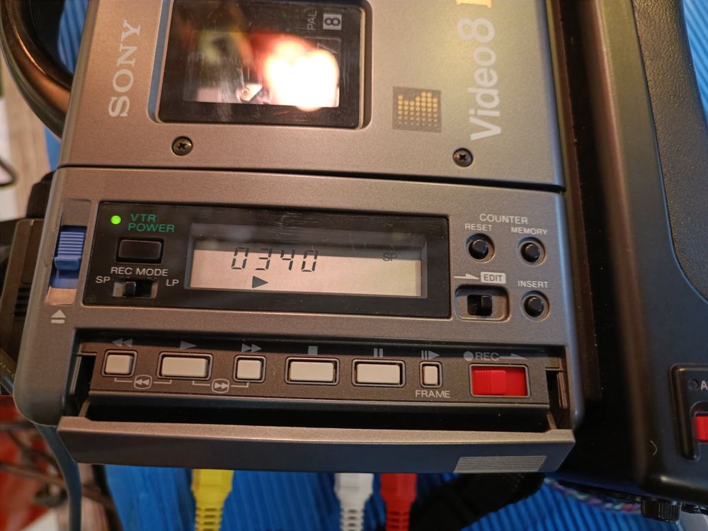 Video8 Sony CCD-V200E Kamera Abspielgerät (Gebraucht) in Zofingen für ...