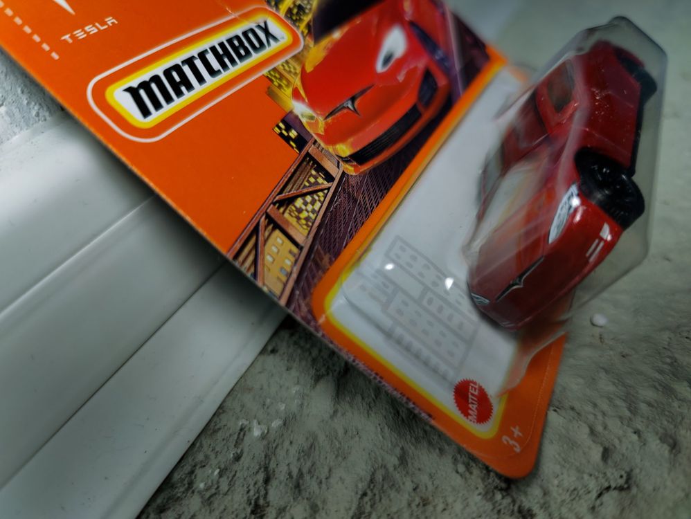 Matchbox Tesla Model S (Neu und originalverpackt) in Flaach für CHF 4 ...