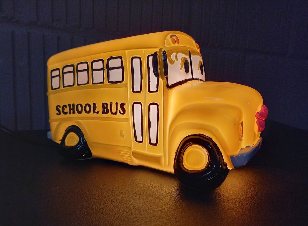 School Bus Lamp Tischlampe Coole Kinderleuchte (Gebraucht) in Nottwil ...