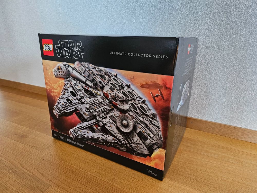 Lego Millenium Falcon UCS 75192 zusammengebaut (Gebraucht) in Ittigen ...