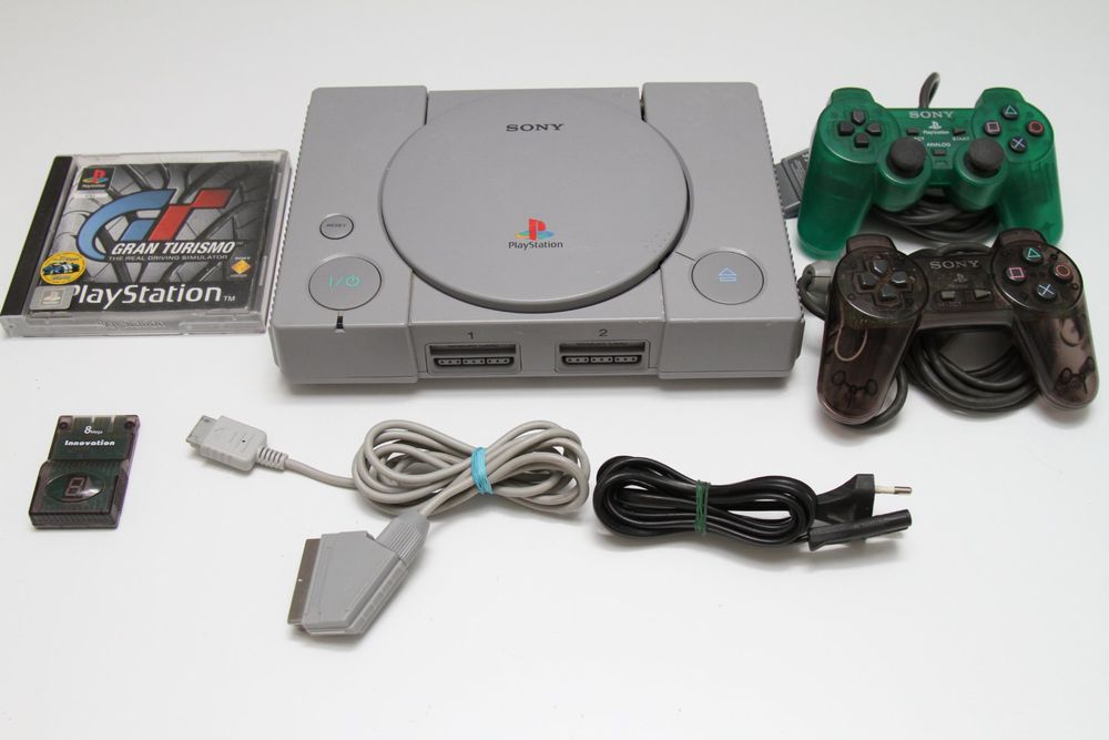 Sony Playstation 1 (PS1), spielt Discs von allen Regionen ab (Gebraucht ...