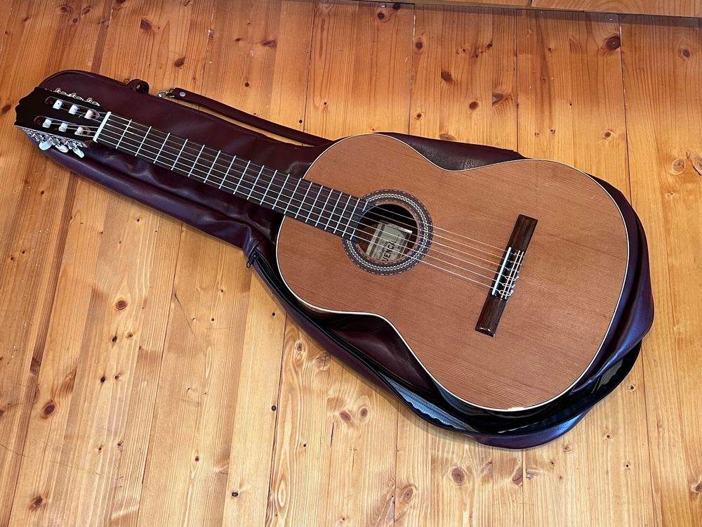 Cuenca Model 10 - klassische Gitarre (Gebraucht) in Suhr für CHF 134 – nur Abholung auf Ricardo ...