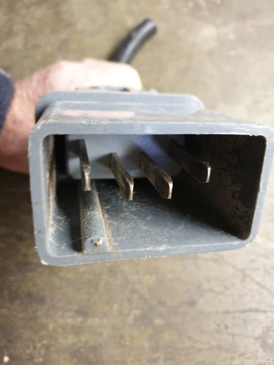 Stromstecker | Kaufen auf Ricardo