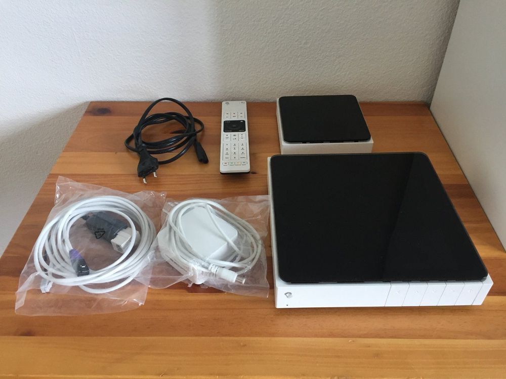 Swisscom Internet Box Plus & TV-Box (HD) | Kaufen auf Ricardo