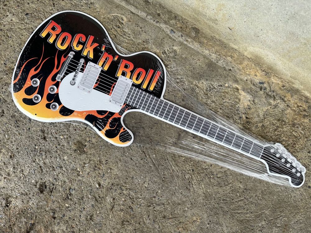 Gitarre flames rock n roll instrument musik | Kaufen auf Ricardo