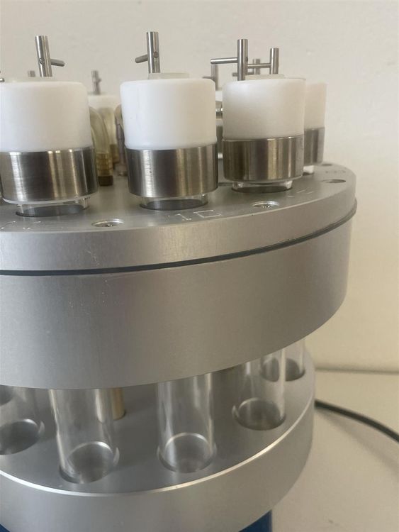 12-Reactor carousel Reactor System (Gebraucht) in Niederdorf für CHF ...