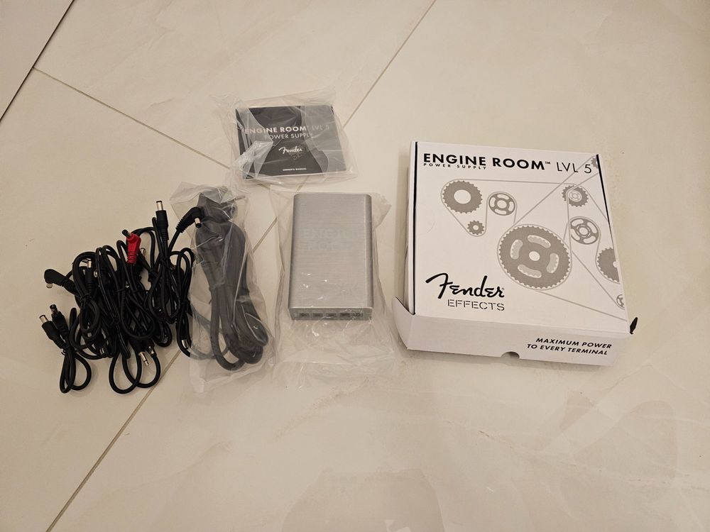 Fender Engine Room LVL5 Power Supply (Neu und originalverpackt) in ...