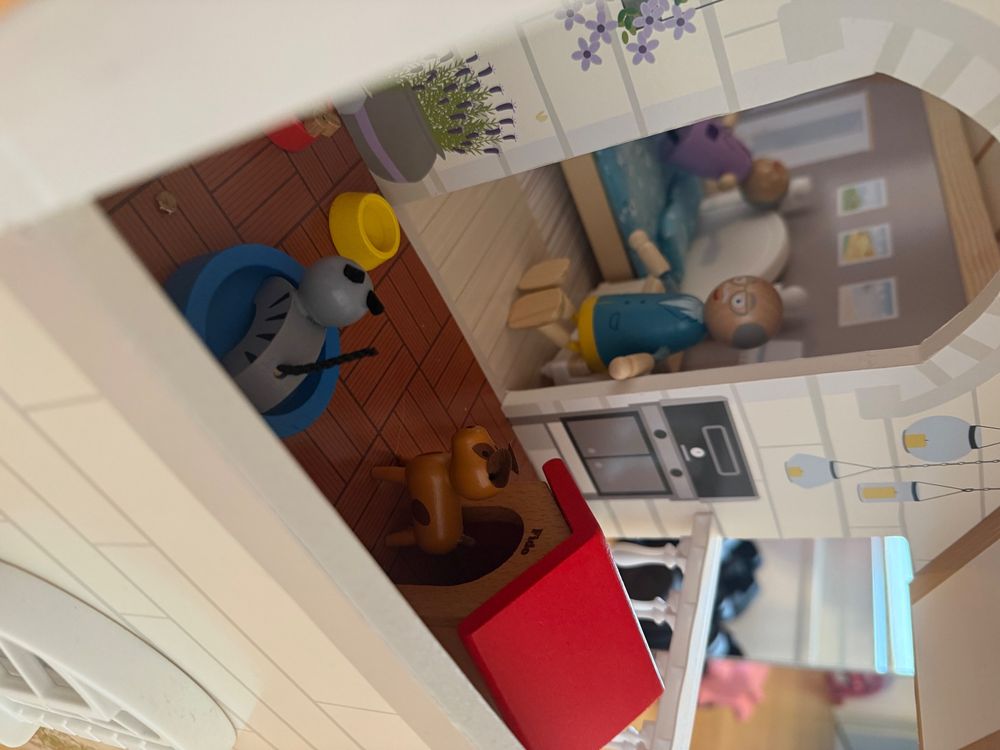 Small Foot - Holz Puppenhaus mit viel Zubehör, Top Zustand! (Gebraucht ...