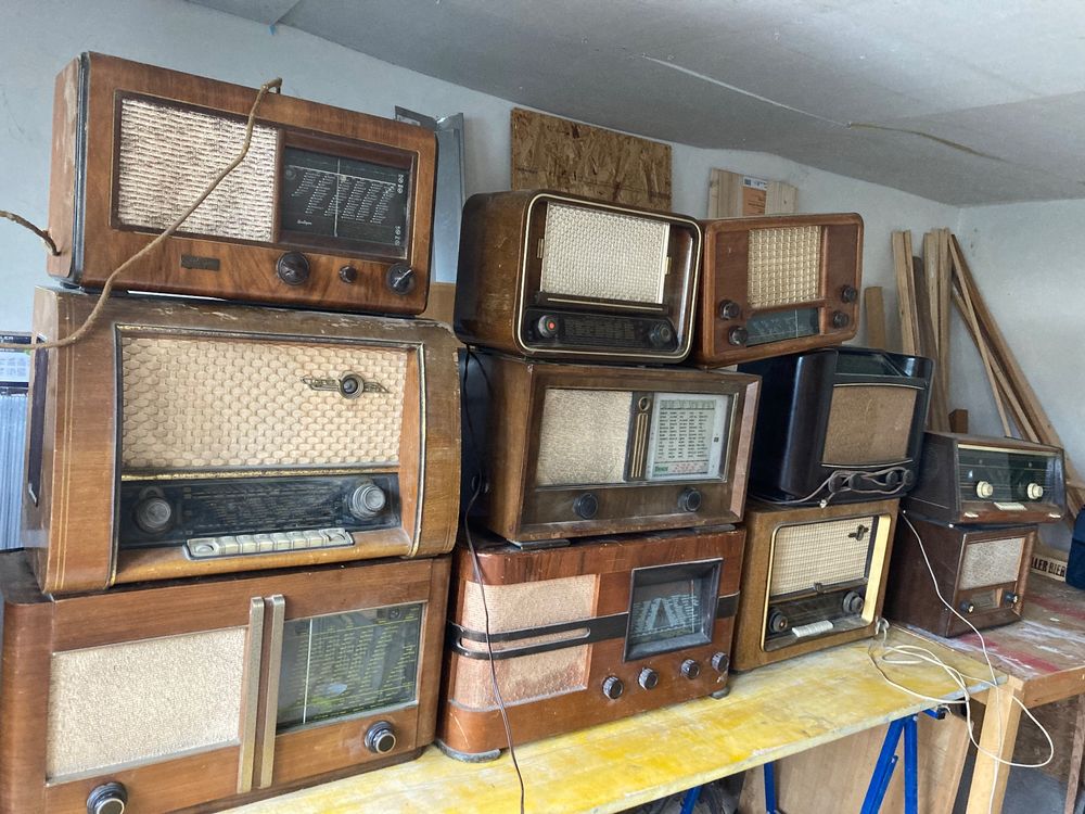 alte radios. 11 stk (Gebraucht) in Muri AG für CHF 100 – nur Abholung ...
