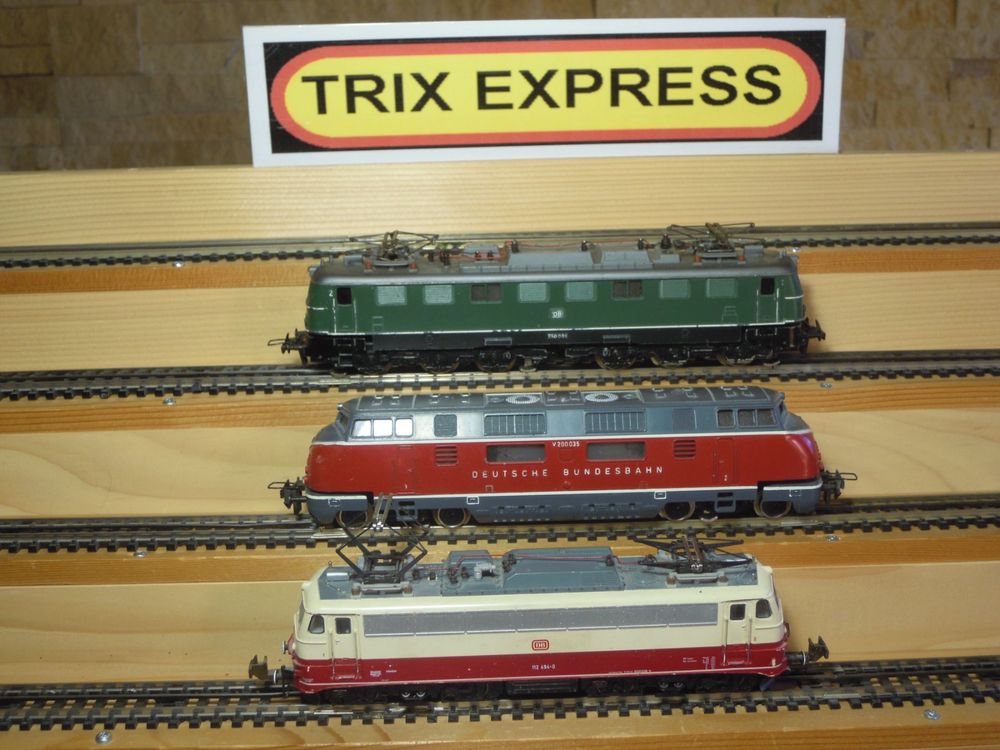 Trix Express 1X E-Lok BRe 50 2mot, 1x E-Lok E-112 + 1x V 200 (D ...