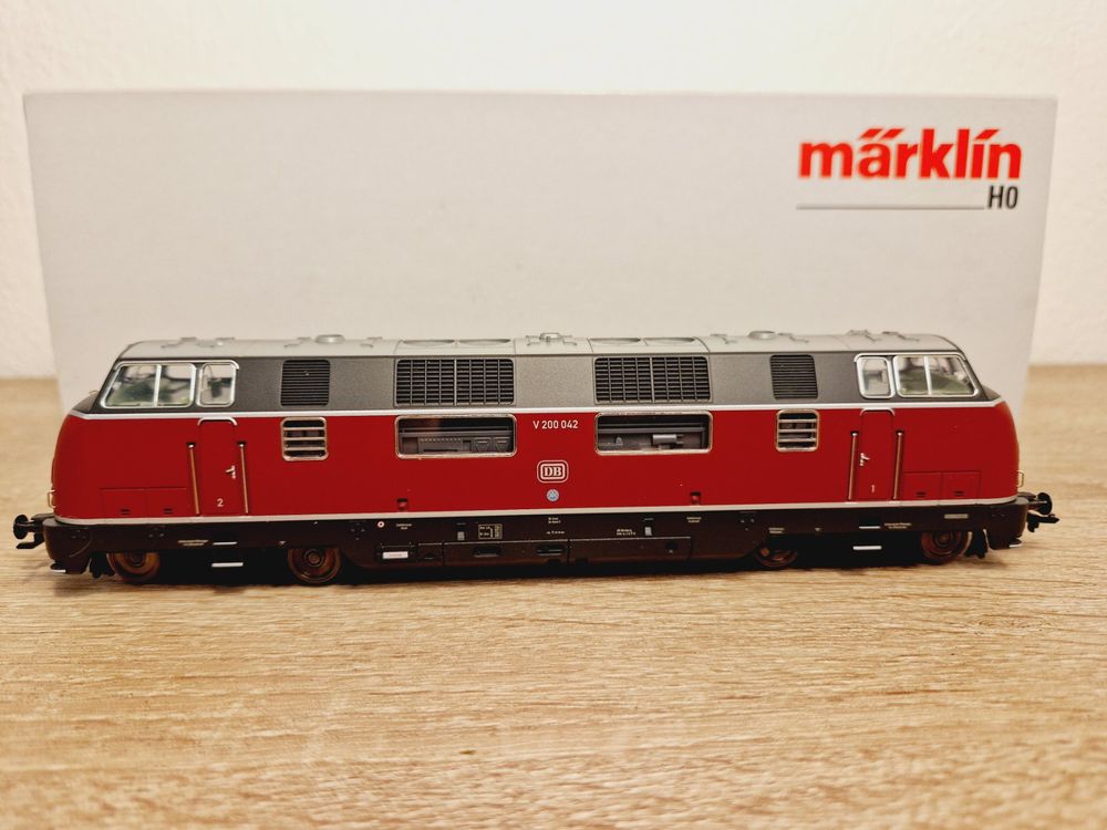 Märklin 37801 Diesellok V200 DB Digital Mfx Sound H0 (Neu und originalverpackt) in St-Aubin ...
