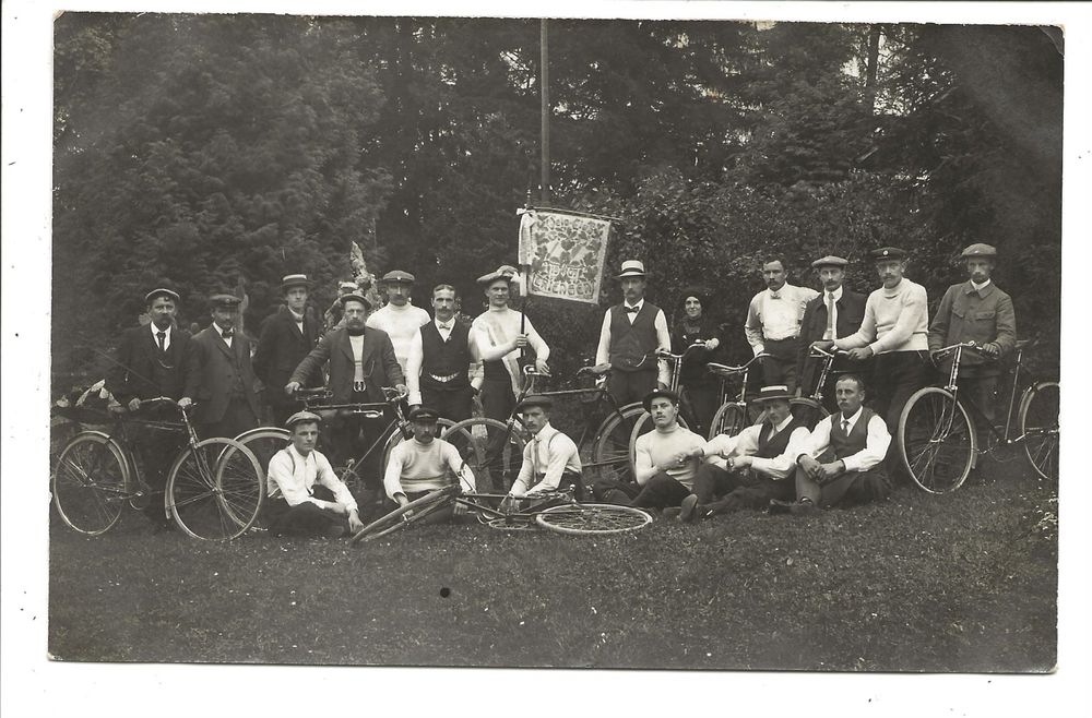 Veloclub Triengen (LU) 2 echte Foto-AK - All Heil - 1914 rar | Kaufen ...