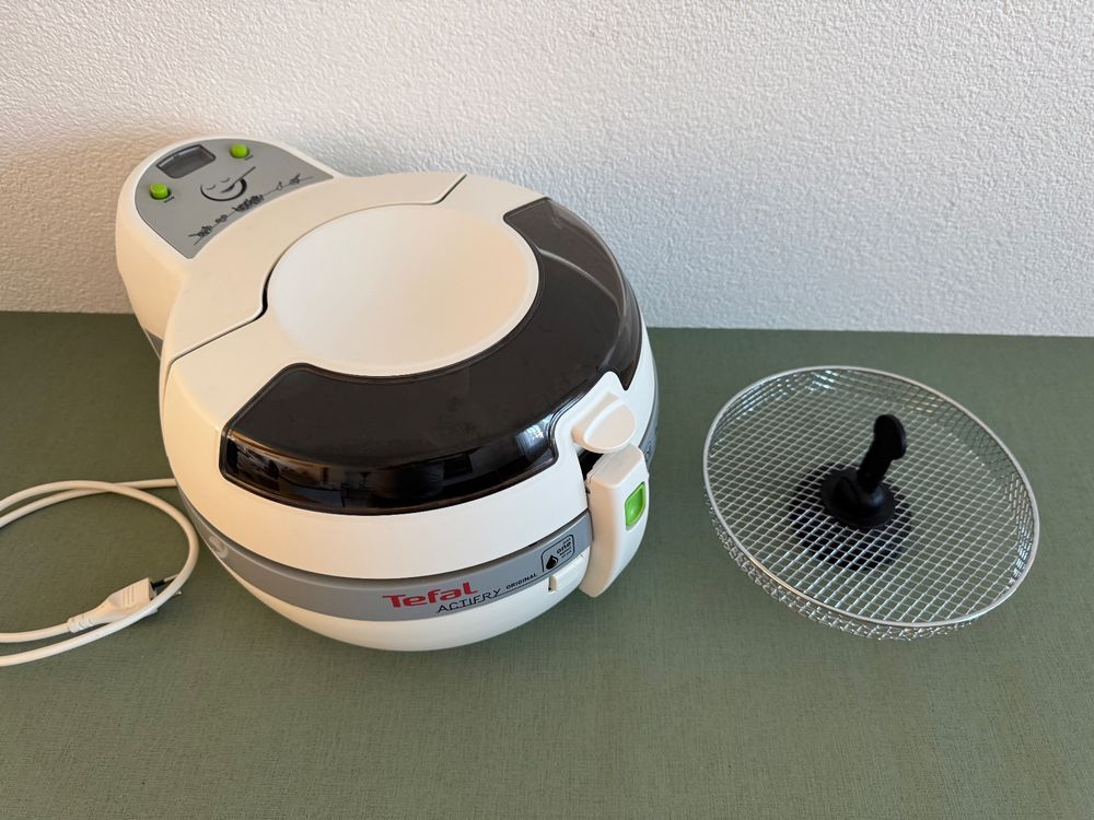 Tefal Fritteuse Heißluft actifry | Kaufen auf Ricardo