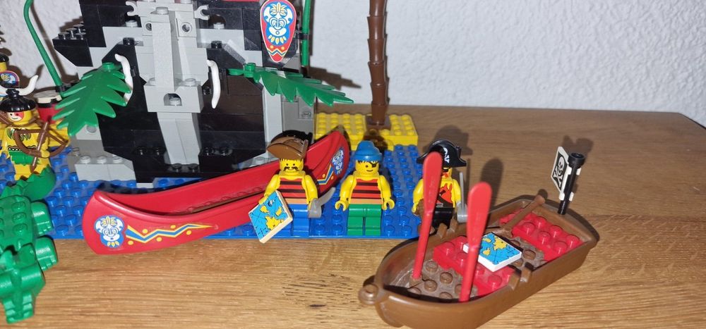 Lego 6264 Pirates Forbidden Cove Piraten, Insulaner Set | Kaufen auf ...