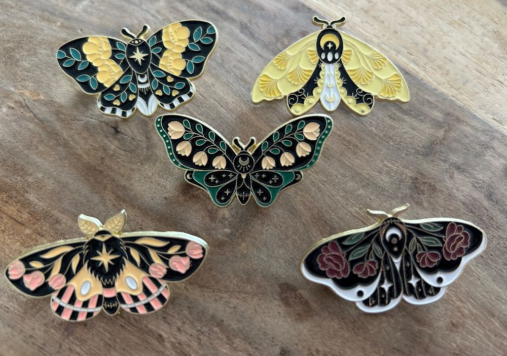 5x Pin / Broschen, Motten / Falter | Kaufen auf Ricardo