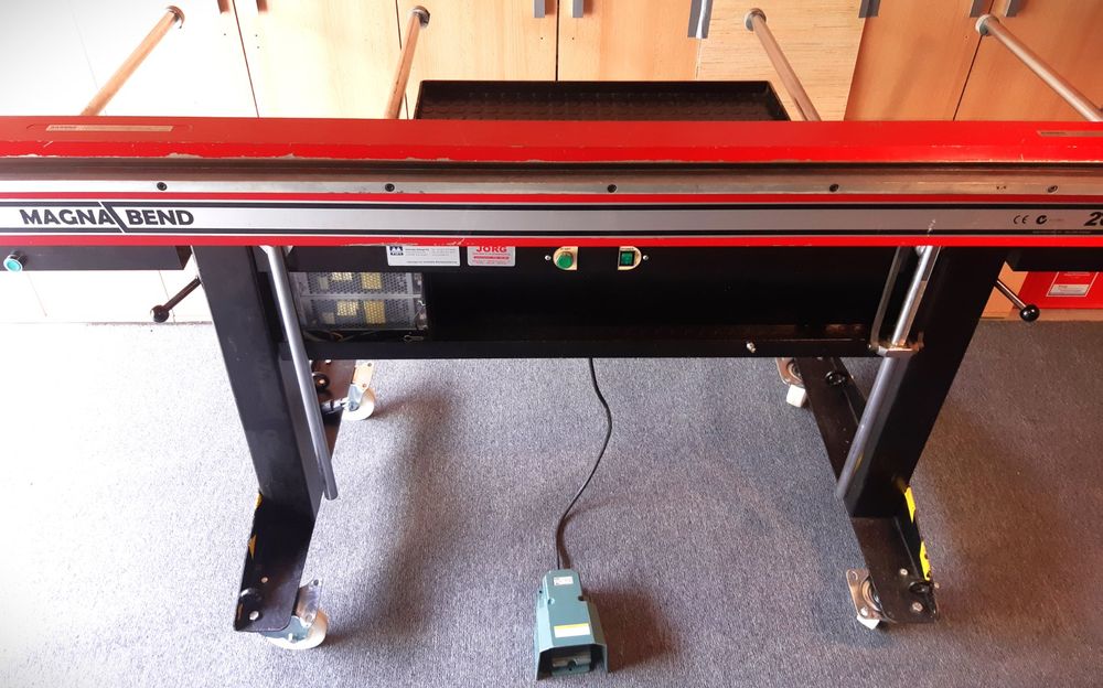 MAGNABEND 2000 E - elektromagnetische Segment-Abkantbank (Gebraucht) in ...