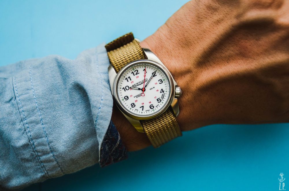 Bertucci Field Small size Herren Uhr. (Gebraucht) in Boswil für CHF 20 ...