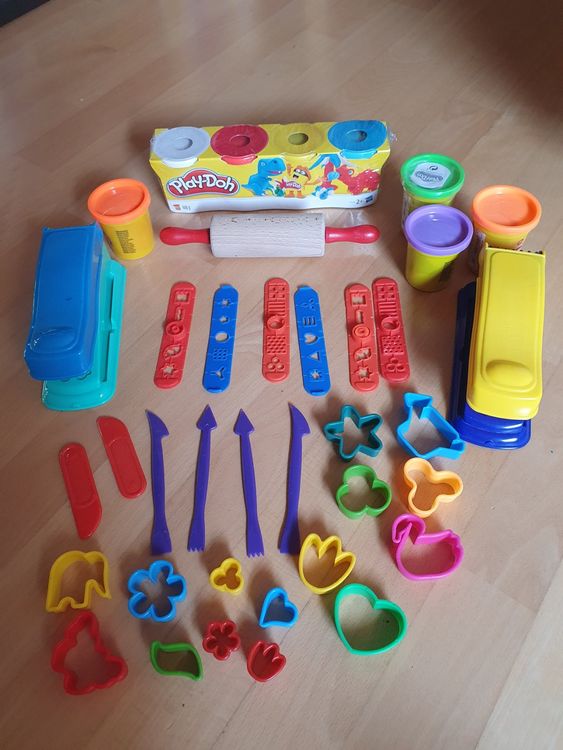 Play-doh Set inkl. Werkzeug und Knetmasse (Gebraucht) in Kaufdorf für ...