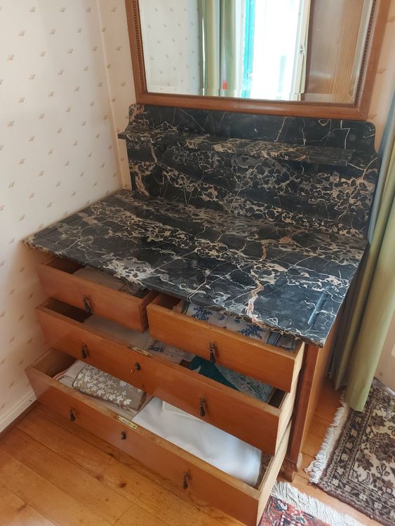 Antike Kommode mit Waschtisch + Spiegel, Holz + Marmor | Kaufen auf Ricardo