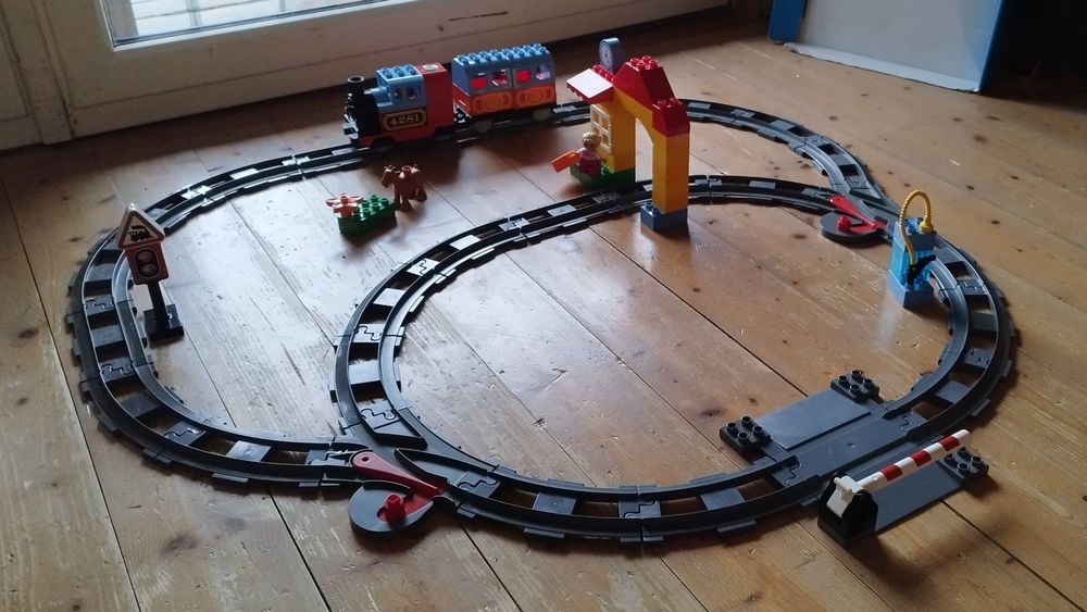 Duplo Lego Eisenbahn Set elektrisch 10506 + 10507 | Kaufen auf Ricardo