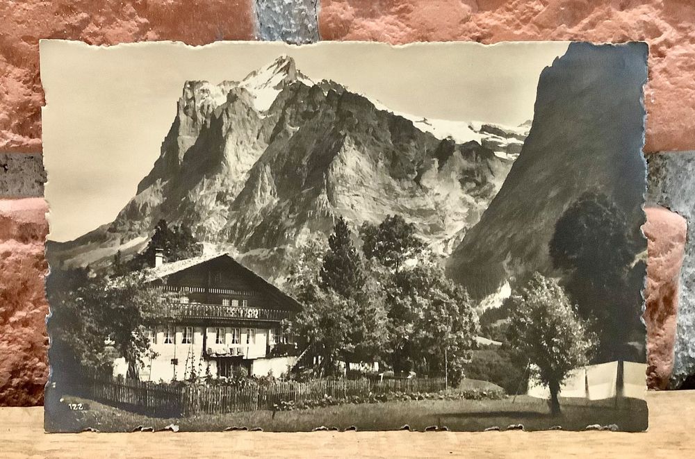 Alte Foto AK - Bernerhaus & Wetterhorn - Grindelwald (Gebraucht) in Root für CHF 1 – mit ...