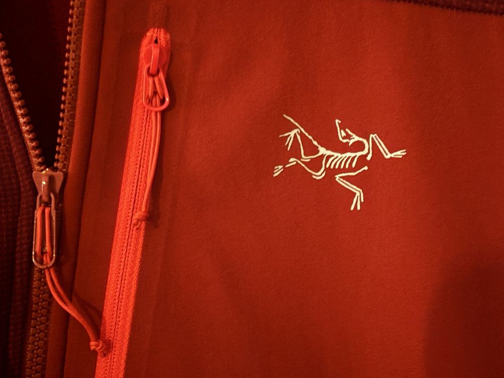 Arcteryx Softshell Herren L rot (Neu (gemäss Beschreibung)) in Basel ...