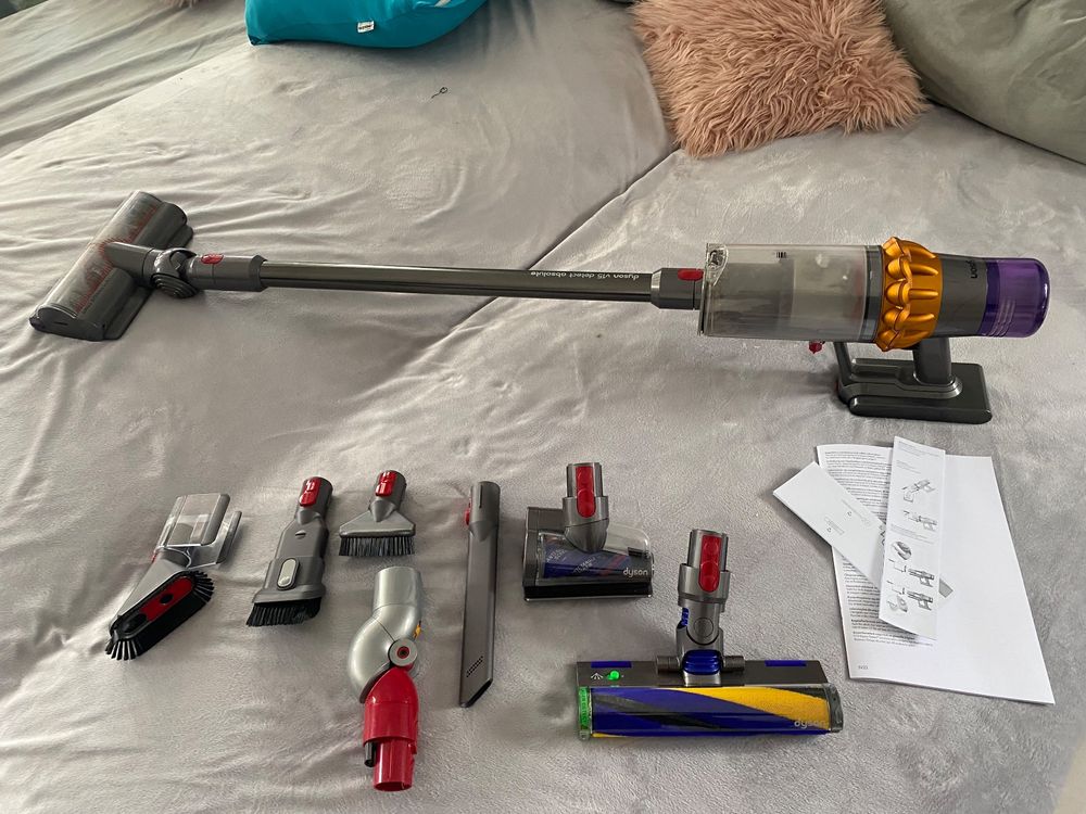 Dyson V15 | Kaufen auf Ricardo