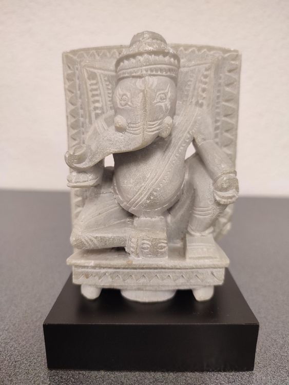 Indischer Elefantengott Ganesha, aus Stein geschnitzt (Gebraucht) in Schönenwerd für CHF 10 ...